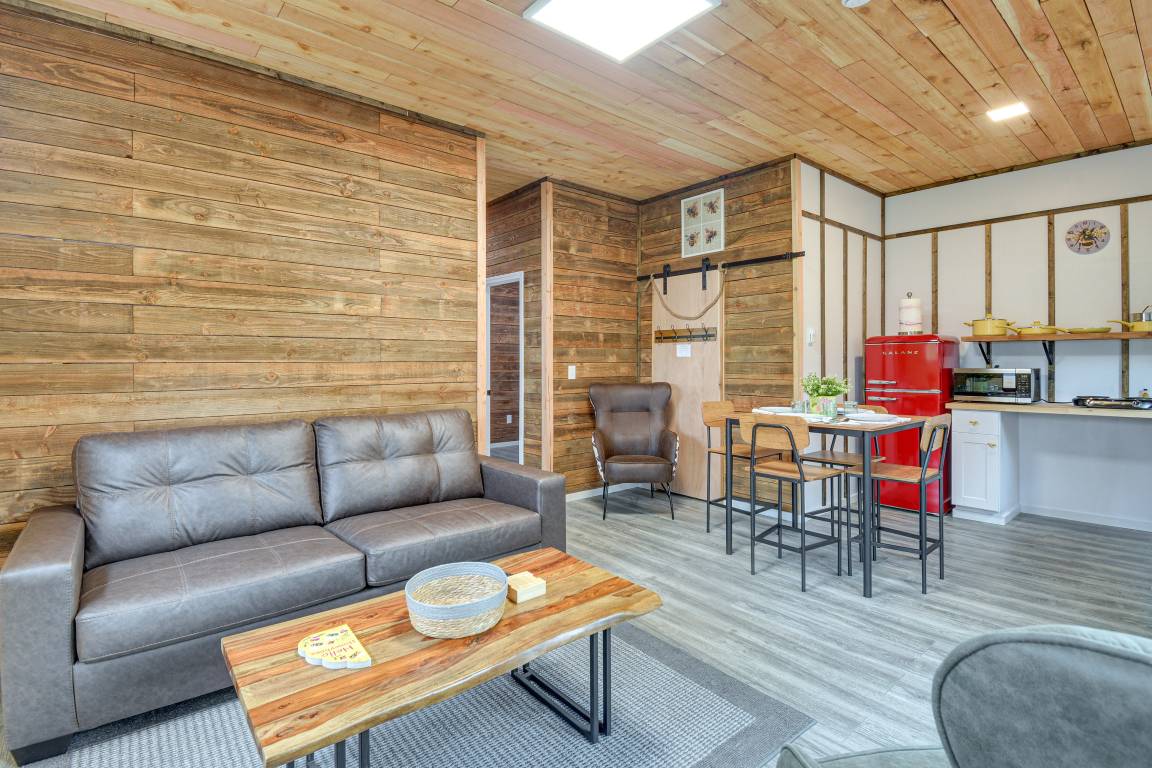 55 M² Apartment ∙ 1 Bedroom ∙ 6 Guests - Forks, WA