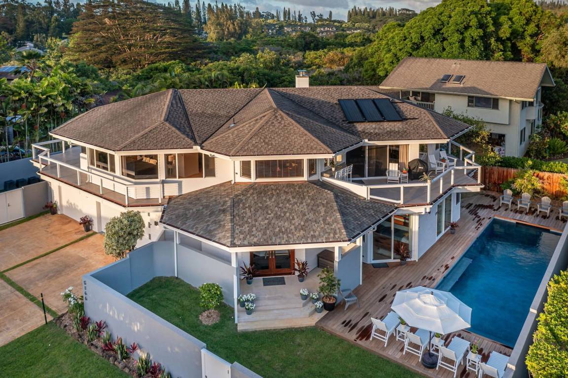 300 M² House ∙ 4 Bedrooms ∙ 10 Guests - Wainiha Beach Park