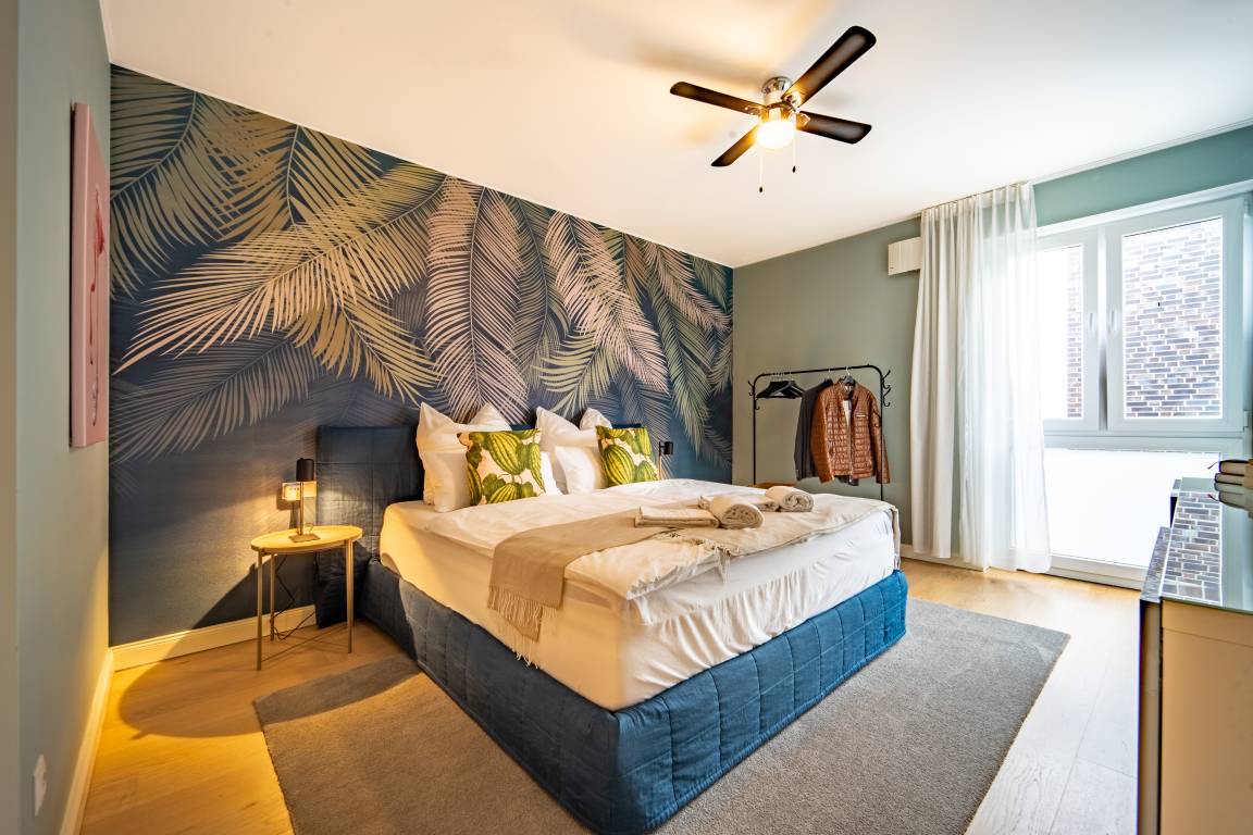 115 M² Ferienwohnung ∙ 2 Schlafzimmer ∙ 6 Gäste - Westerstede