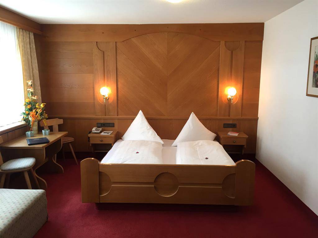21 M² Hotel ∙ 1 Bedroom ∙ 4 Guests - Samnaun