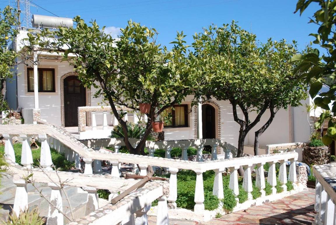 35 M² Villa ∙ 2 Bedrooms ∙ 4 Guests - Agios Nikolaos