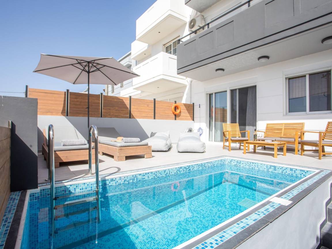 200 M² Maison De Vacances ∙ 3 Chambres ∙ 8 Personnes - Rhodes