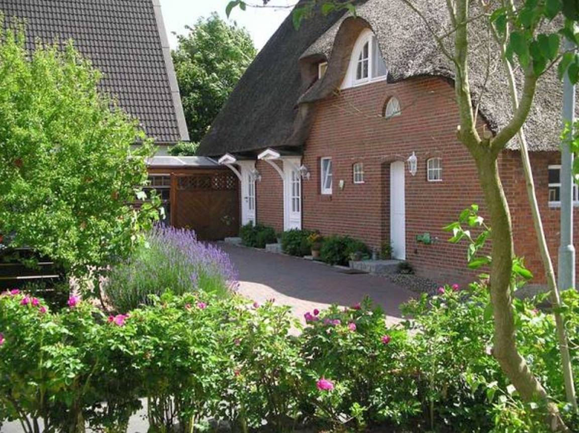 60 M² Ferienhaus ∙ 2 Schlafzimmer ∙ 5 Gäste - Föhr