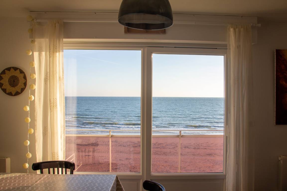 28 M² Apartamento ∙ 1 Habitación ∙ 2 Huéspedes - Lion-sur-Mer