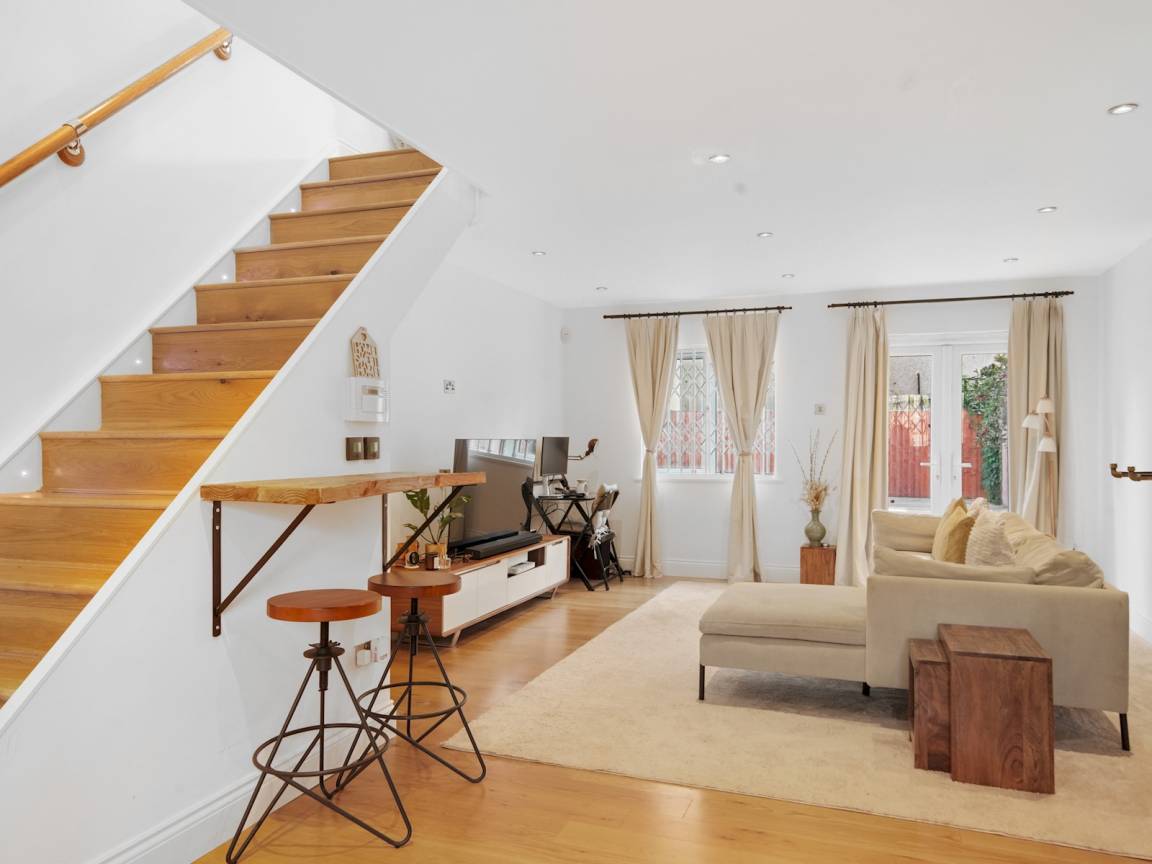 111 M² House ∙ 2 Bedrooms ∙ 4 Guests - London, UK