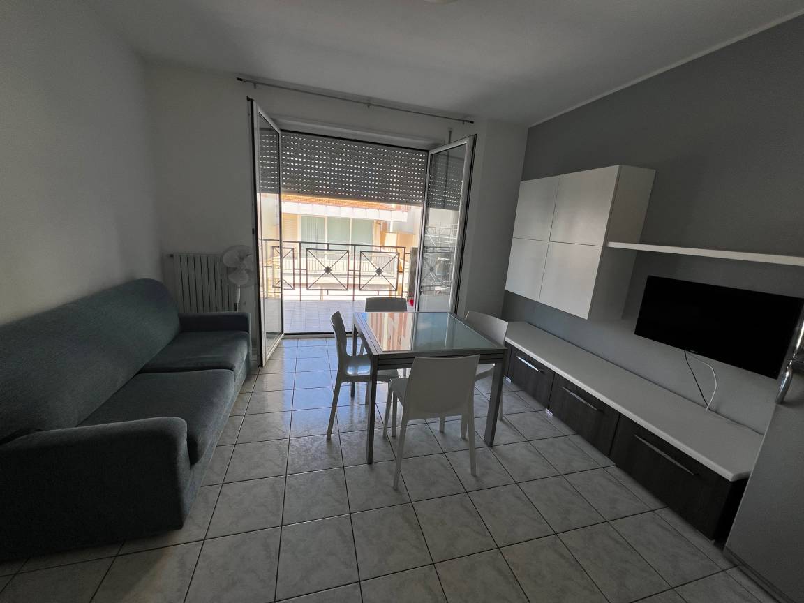 70 M² Apartment ∙ 2 Bedrooms ∙ 7 Guests - Roseto degli Abruzzi