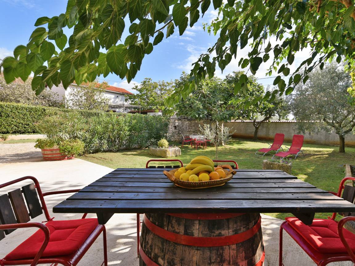 70 M² House ∙ 1 Bedroom ∙ 6 Guests - Pula