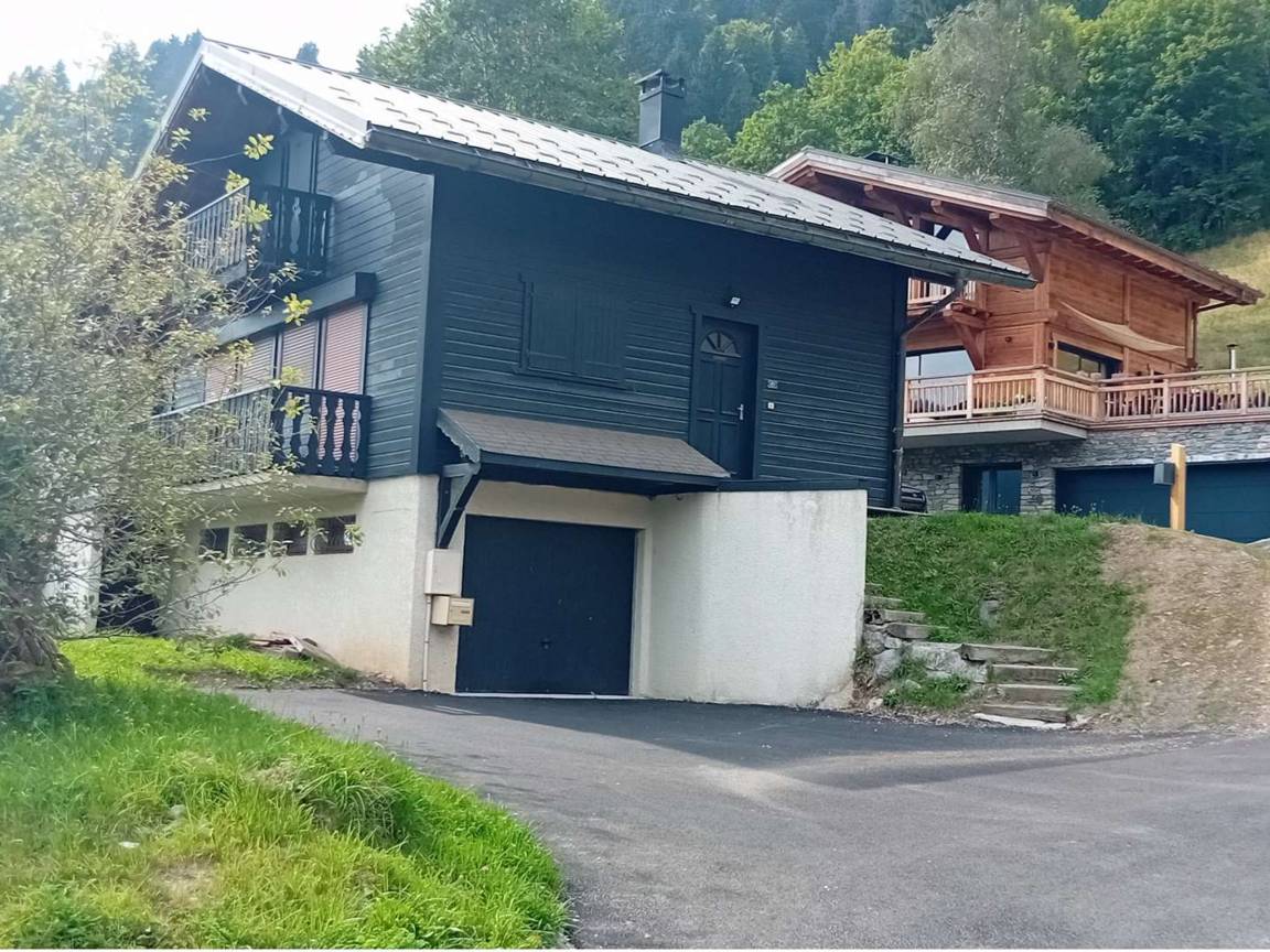 100 M² Chalet ∙ 4 Bedrooms ∙ 10 Guests - Les Gets