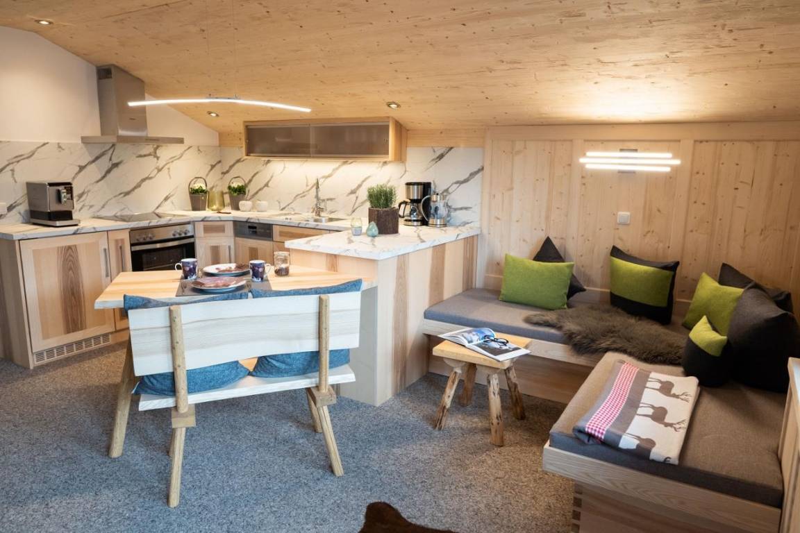 70 M² Ferienwohnung ∙ 1 Schlafzimmer ∙ 2 Gäste - Oberstdorf