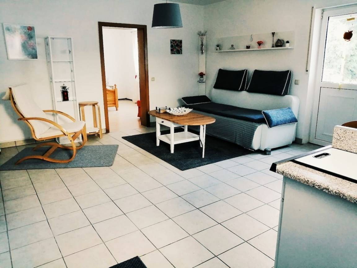 76 M² Ferienwohnung ∙ 3 Schlafzimmer ∙ 4 Gäste - Gladenbach