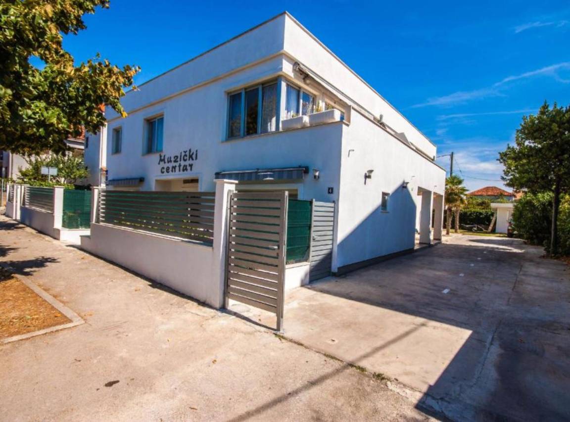 25 M² Studio Flat ∙ 1 Bedroom ∙ 2 Guests - Zadar