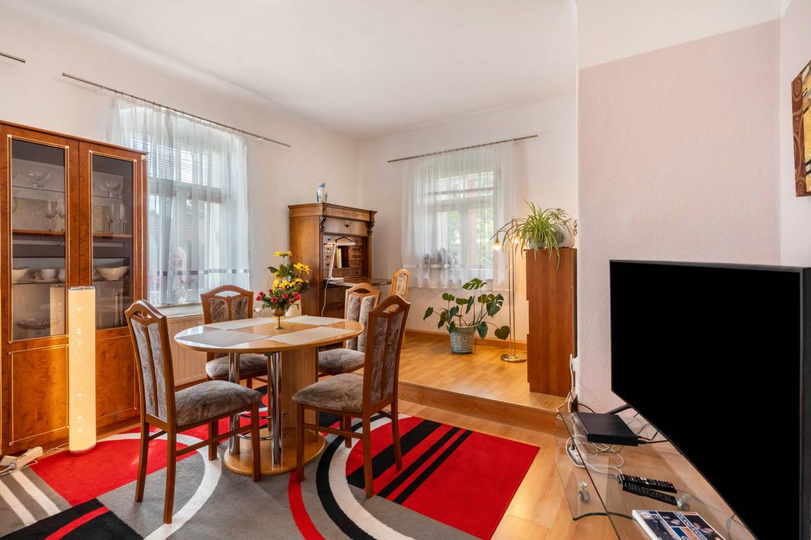 70 M² Apartment ∙ 1 Bedroom ∙ 4 Guests - Dresden
