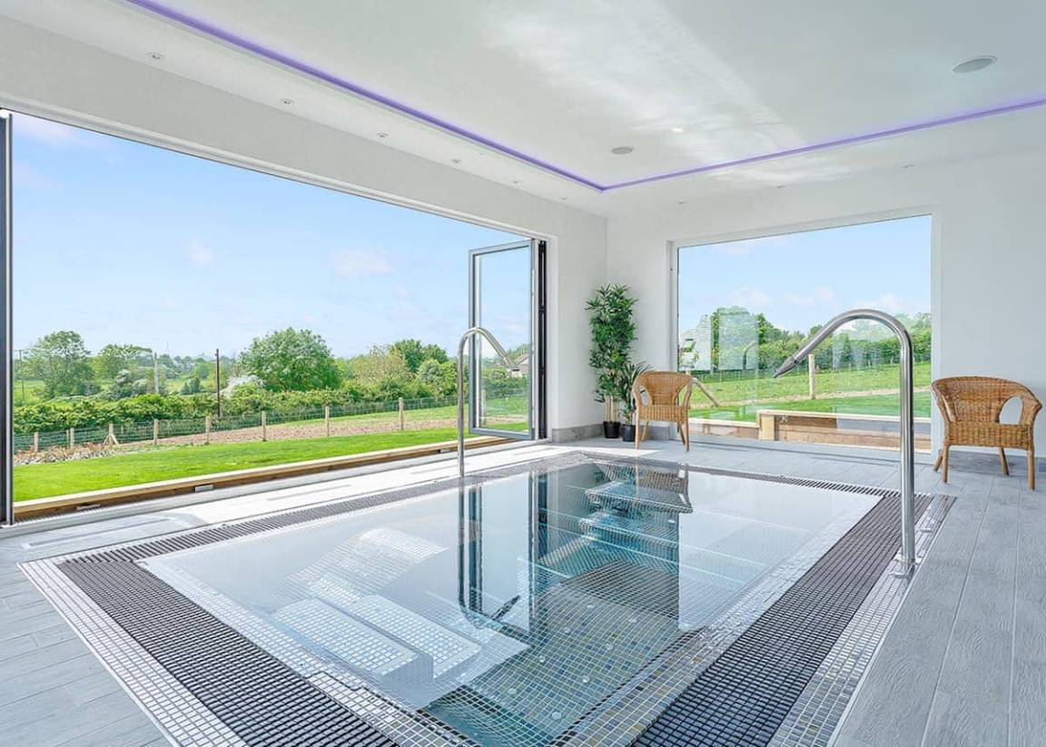 Chalet ∙ 3 Bedrooms ∙ 6 Guests - Dorset