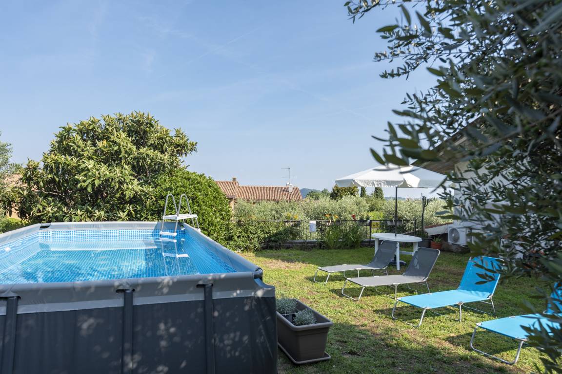 75 M² House ∙ 2 Bedrooms ∙ 5 Guests - Gardone Riviera
