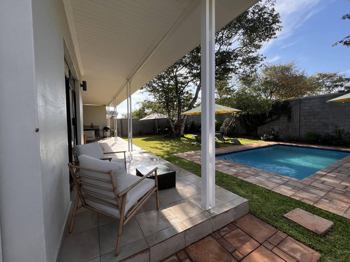 90 M² Apartamento ∙ 3 Habitaciones ∙ 6 Huéspedes - Victoria Falls