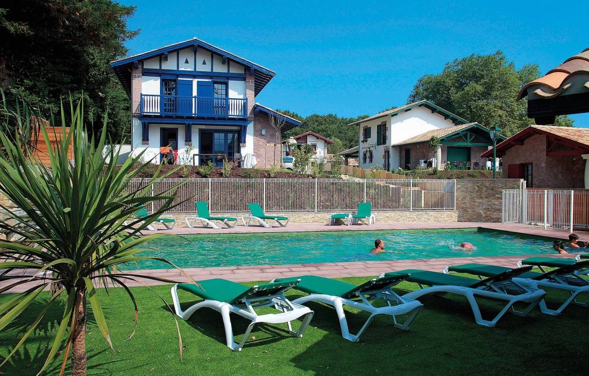 100 M² Villa ∙ 4 Chambres ∙ 8 Personnes - Urrugne