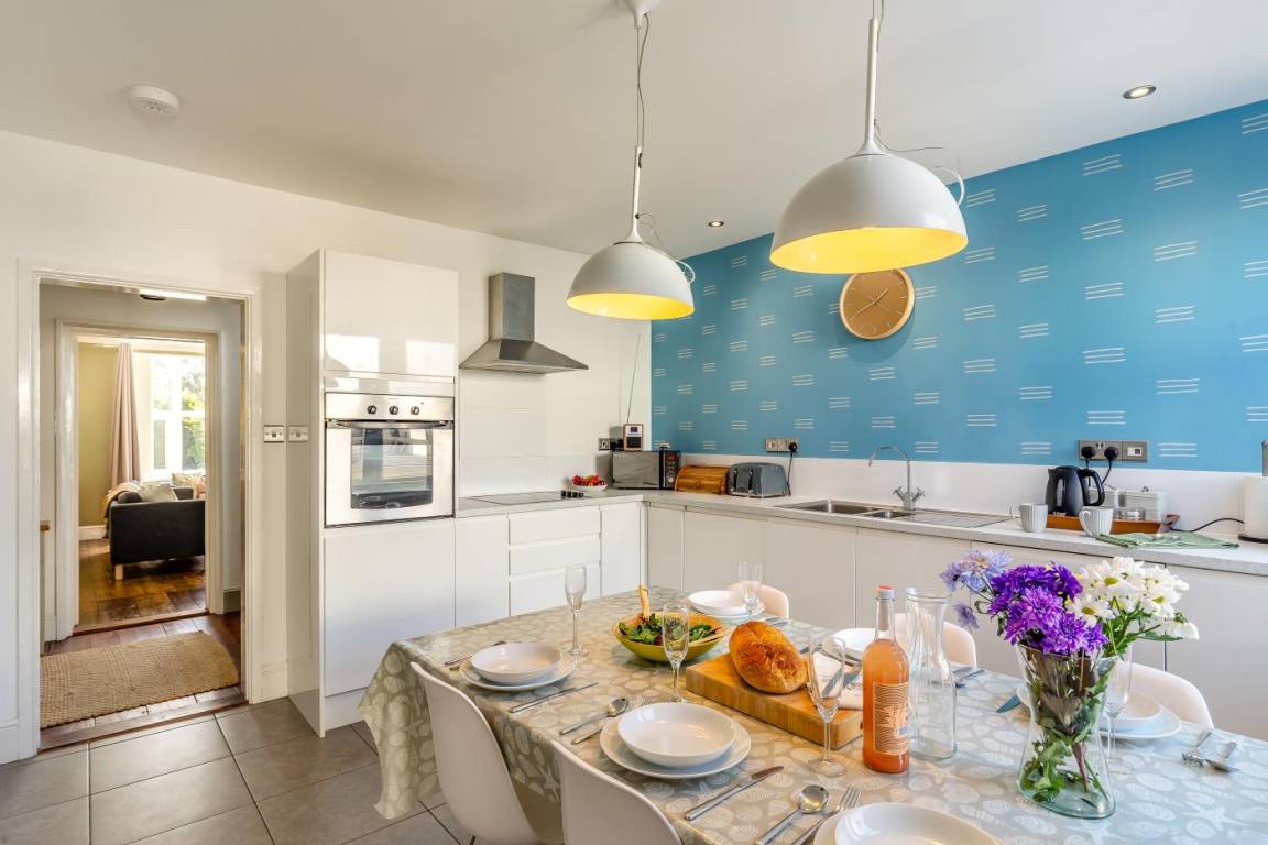 Cottage ∙ 3 Bedrooms ∙ 6 Guests - Croyde