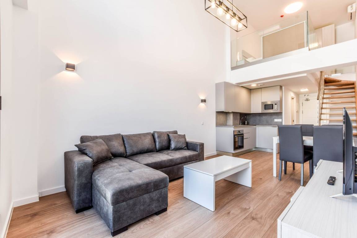 80 M² Apartamento ∙ 1 Habitación ∙ 4 Huéspedes - Algete
