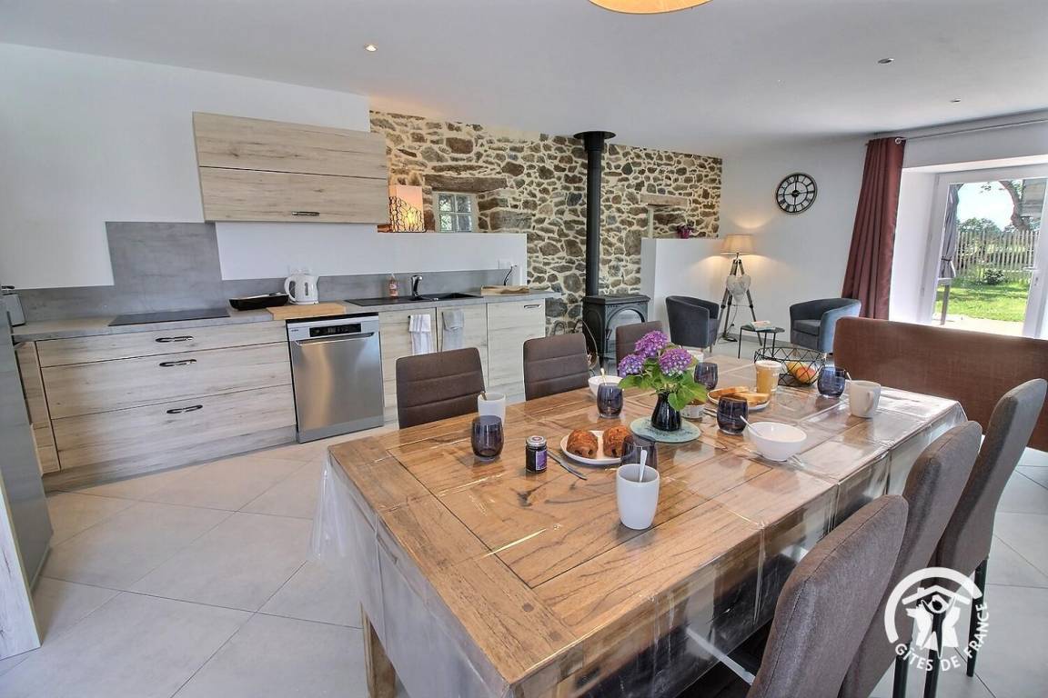 103 M² Gîte ∙ 3 Chambres ∙ 6 Personnes - Plancoët
