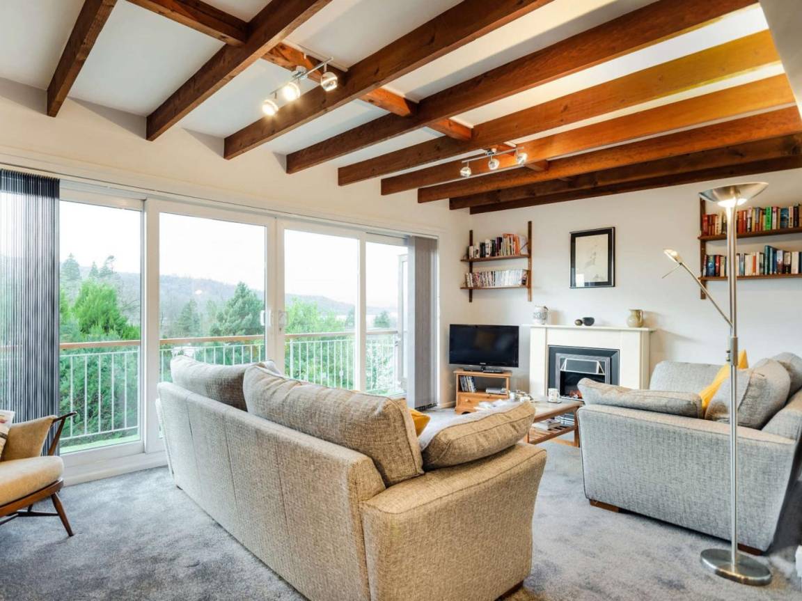 Cottage ∙ 2 Bedrooms ∙ 4 Guests - Bowness-on-Windermere