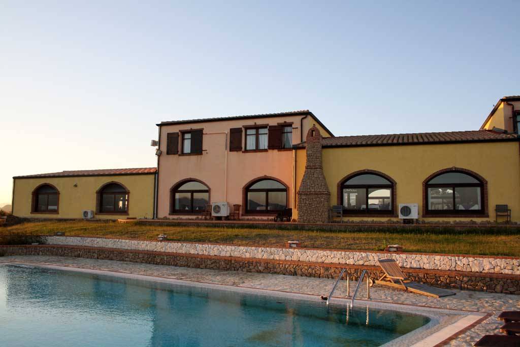 16 M² Camera Privata ∙ 1 Camera Da Letto ∙ 3 Ospiti - Gonnesa