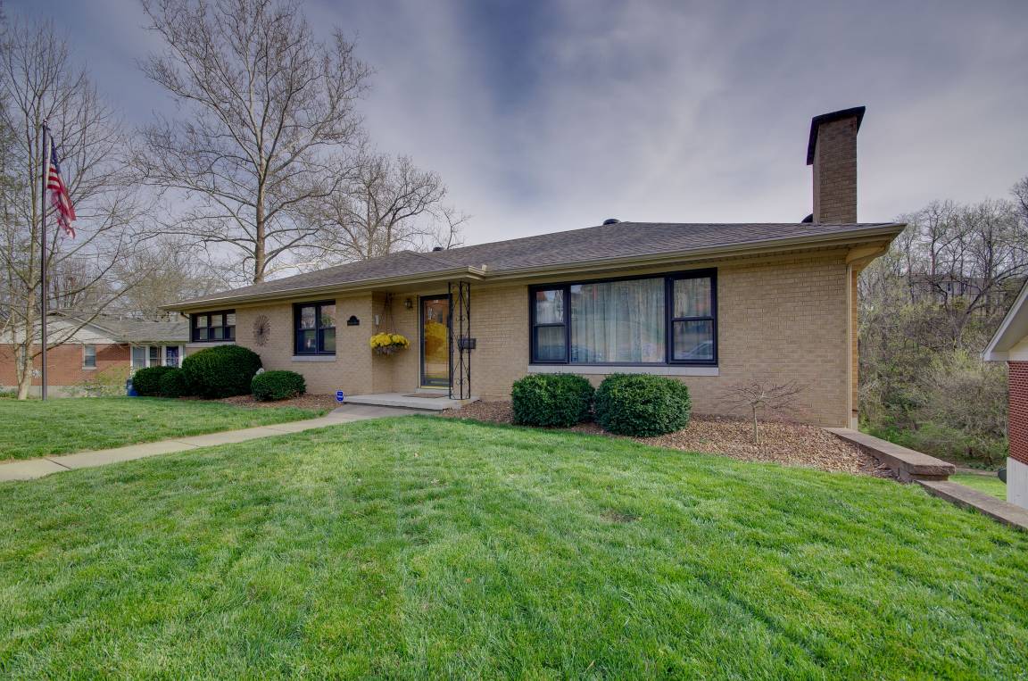 148 M² House ∙ 3 Bedrooms ∙ 6 Guests - Binder Lake, MO