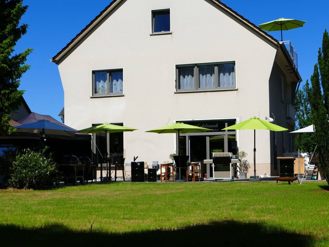 64 M² Ferienwohnung ∙ 1 Schlafzimmer ∙ 4 Gäste - Remagen