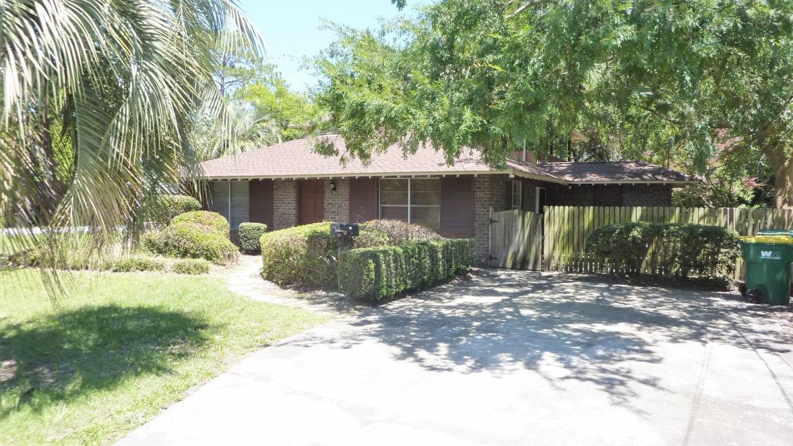 Maisonette ∙ 2 Bedrooms ∙ 5 Guests - Brunswick, GA