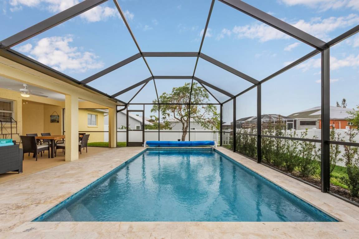 130 M² Ferienhaus ∙ 3 Schlafzimmer ∙ 10 Gäste - Cape Coral, FL