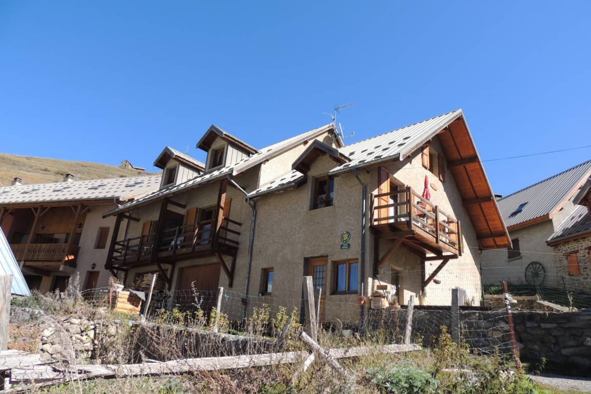 68 M² Gîte ∙ 3 Chambres ∙ 5 Personnes - Hautes-Alpes