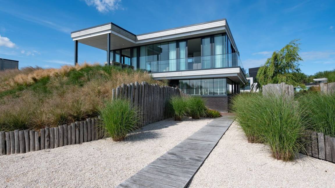 193 M² Ferienwohnung ∙ 5 Schlafzimmer ∙ 10 Gäste - Kamperland