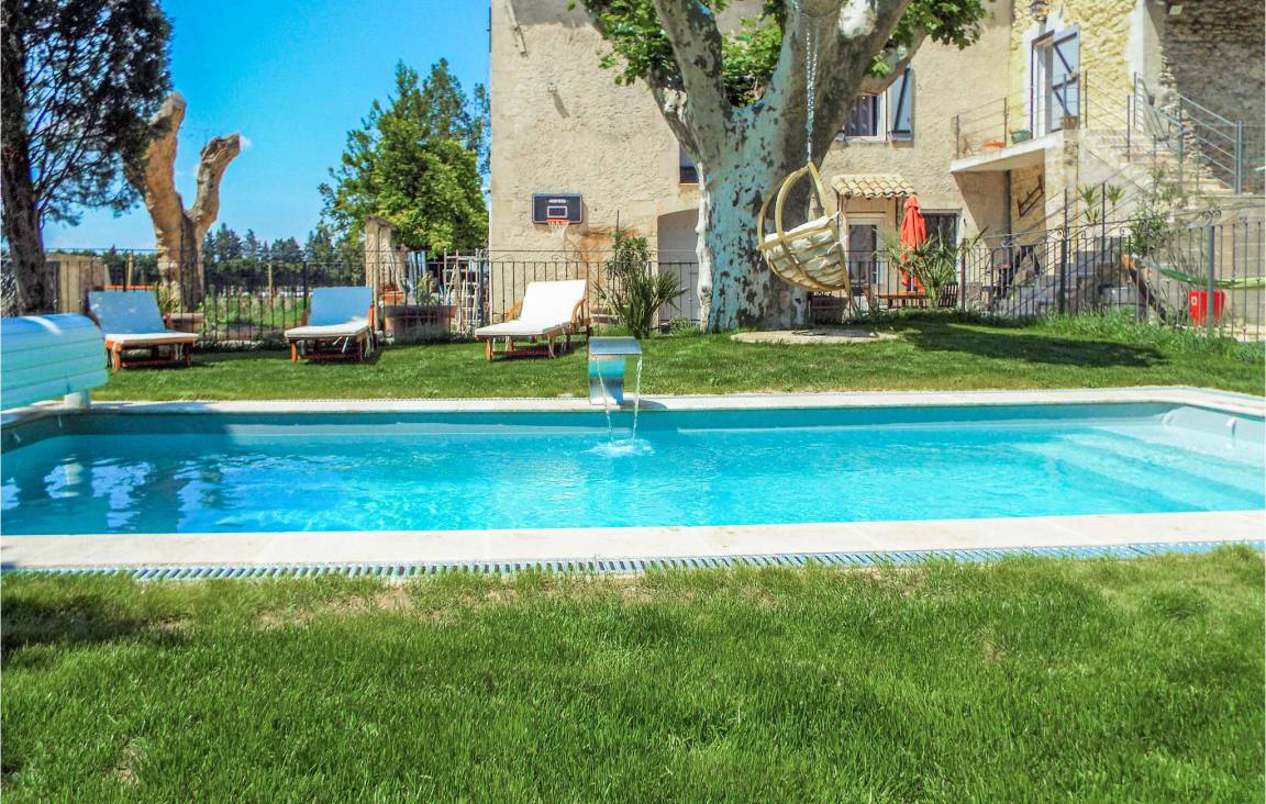 60 M² Appartement ∙ 2 Chambres ∙ 4 Personnes - Le Pontet