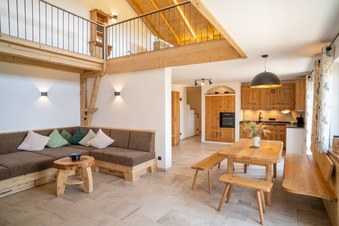 93 M² Ferienwohnung ∙ 3 Schlafzimmer ∙ 7 Gäste - Waging am See