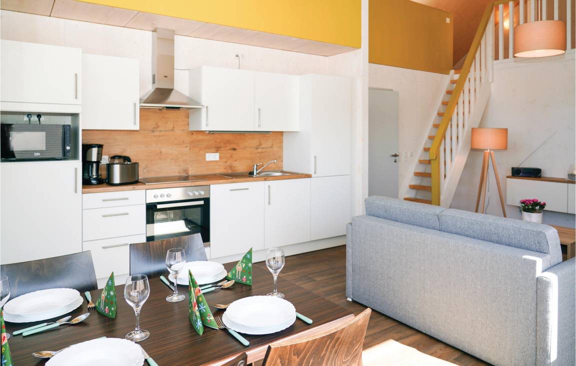 93 M² House ∙ 2 Bedrooms ∙ 6 Guests - Prüm