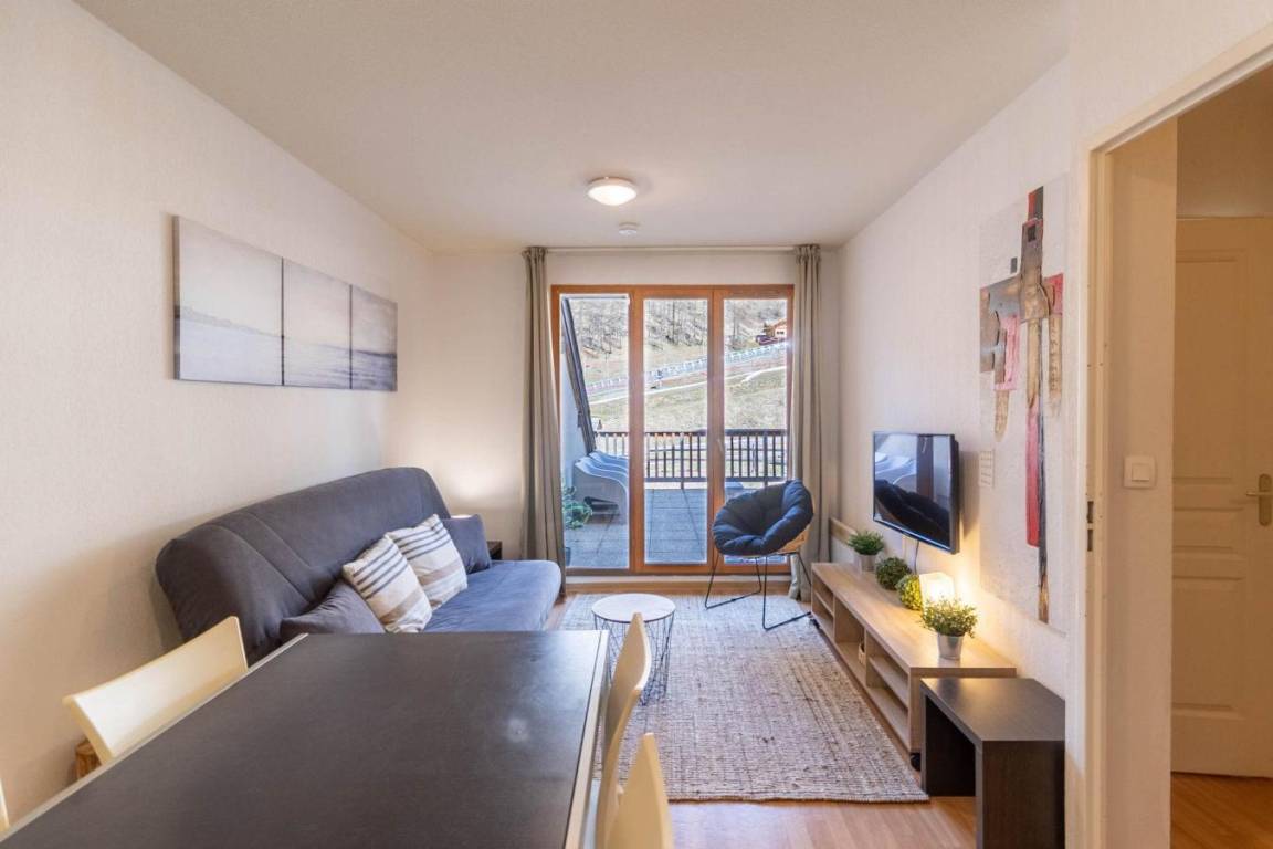 30 M² Apartment ∙ 1 Bedroom ∙ 4 Guests - Embrun