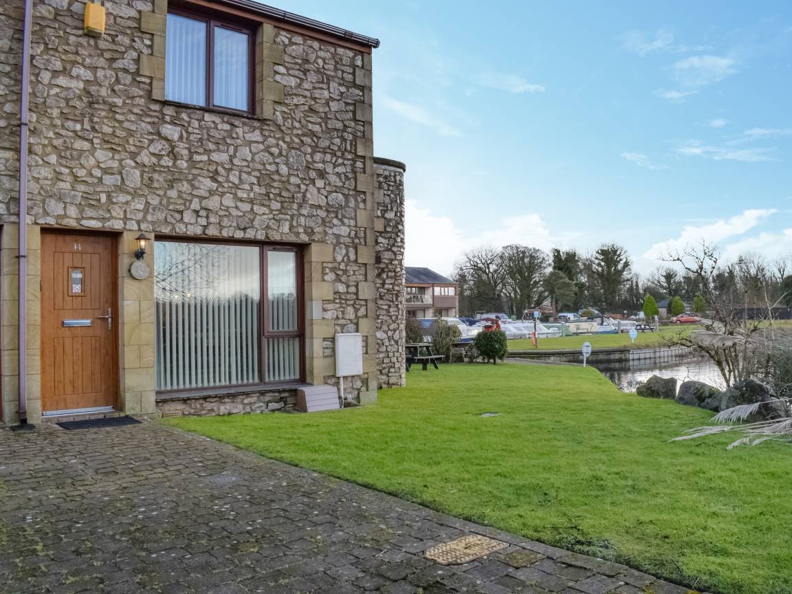 Cottage ∙ 3 Bedrooms ∙ 6 Guests - Kirkby Lonsdale