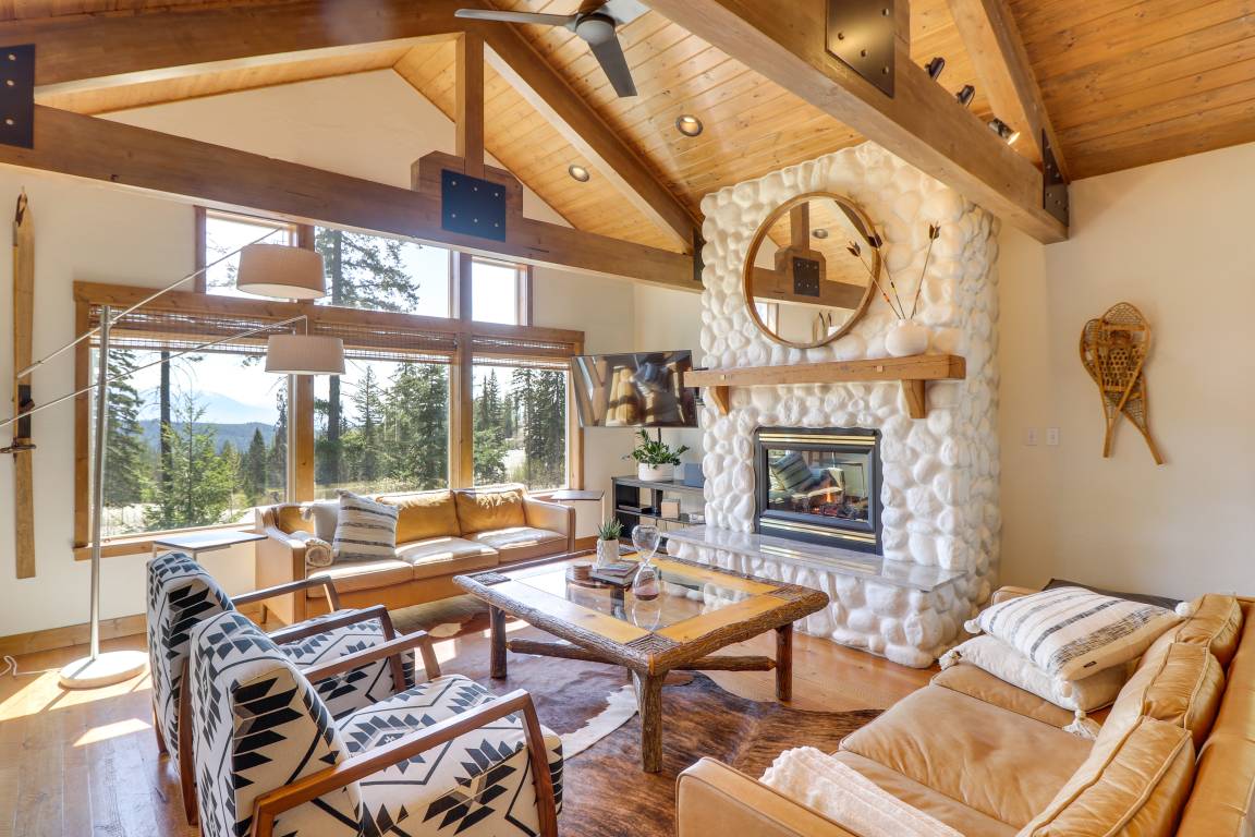 284 M² Apartment ∙ 5 Bedrooms ∙ 11 Guests - Whitefish