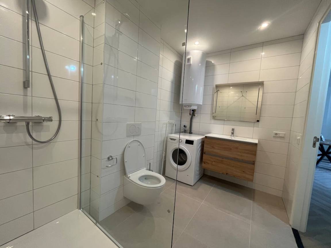 72 M² Apartment ∙ 1 Bedroom ∙ 2 Guests - Helmond