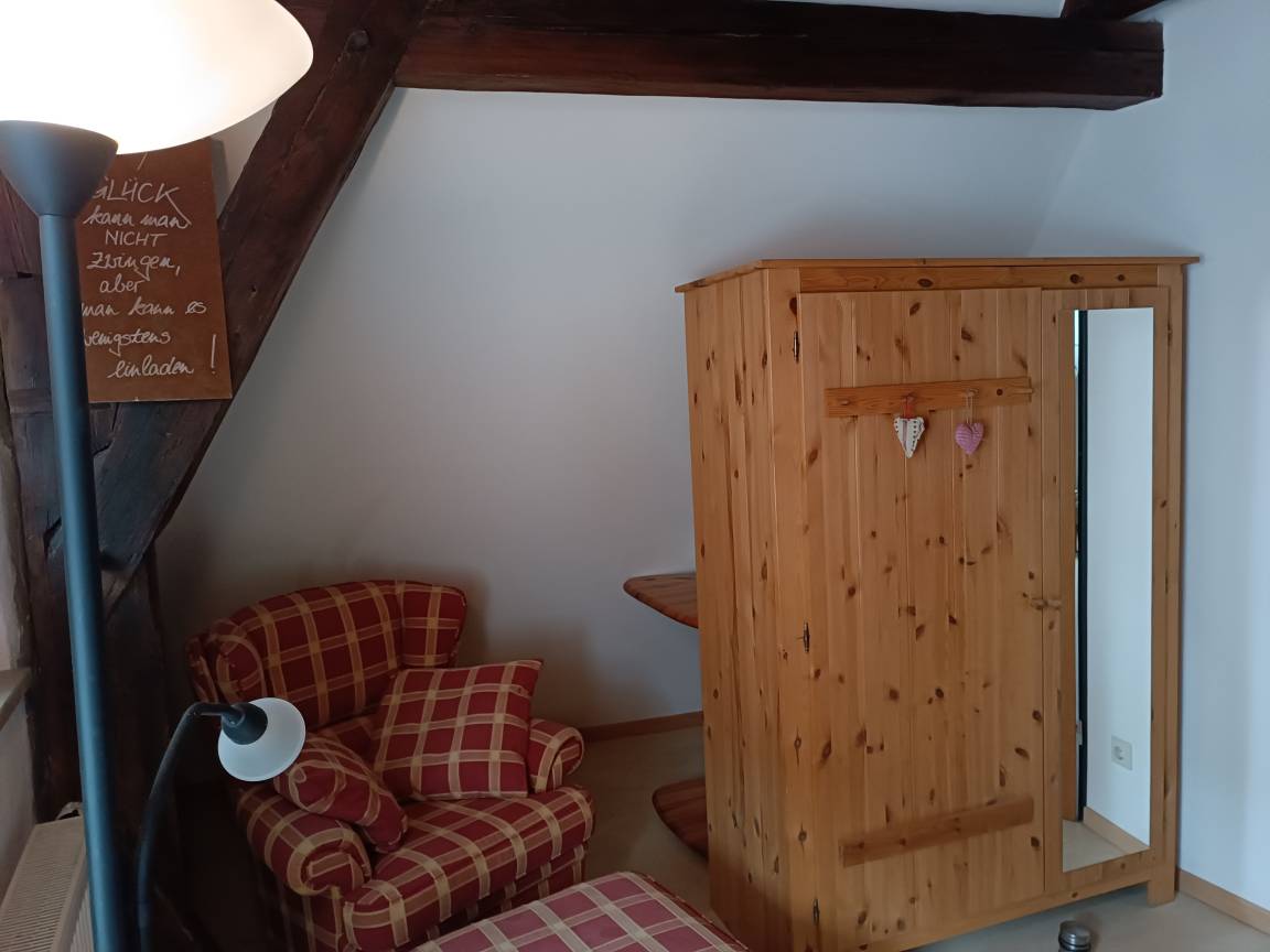 Ferienwohnung ∙ 1 Schlafzimmer ∙ 3 Gäste - Sulzbach-Rosenberg
