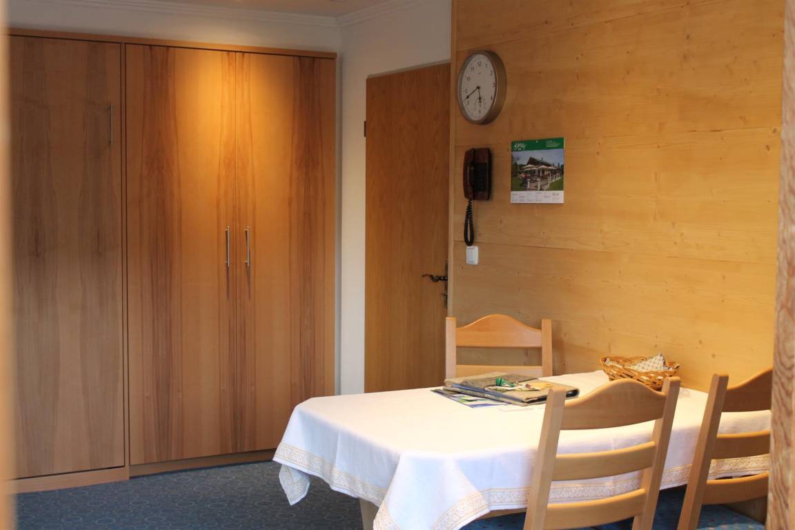 40 M² Ferienwohnung ∙ 1 Schlafzimmer ∙ 3 Gäste - Mittenwald