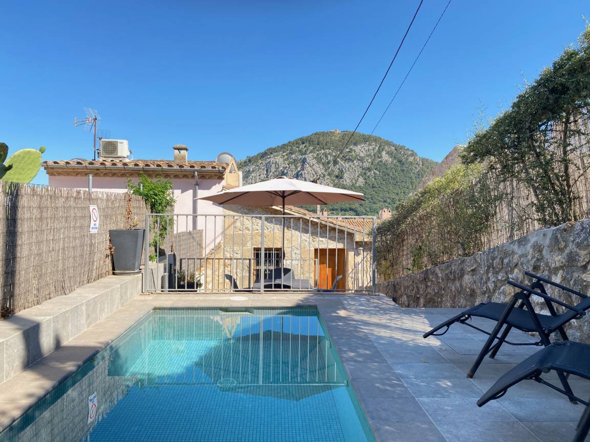 110 M² Casa ∙ 2 Habitaciones ∙ 4 Huéspedes - Pollensa