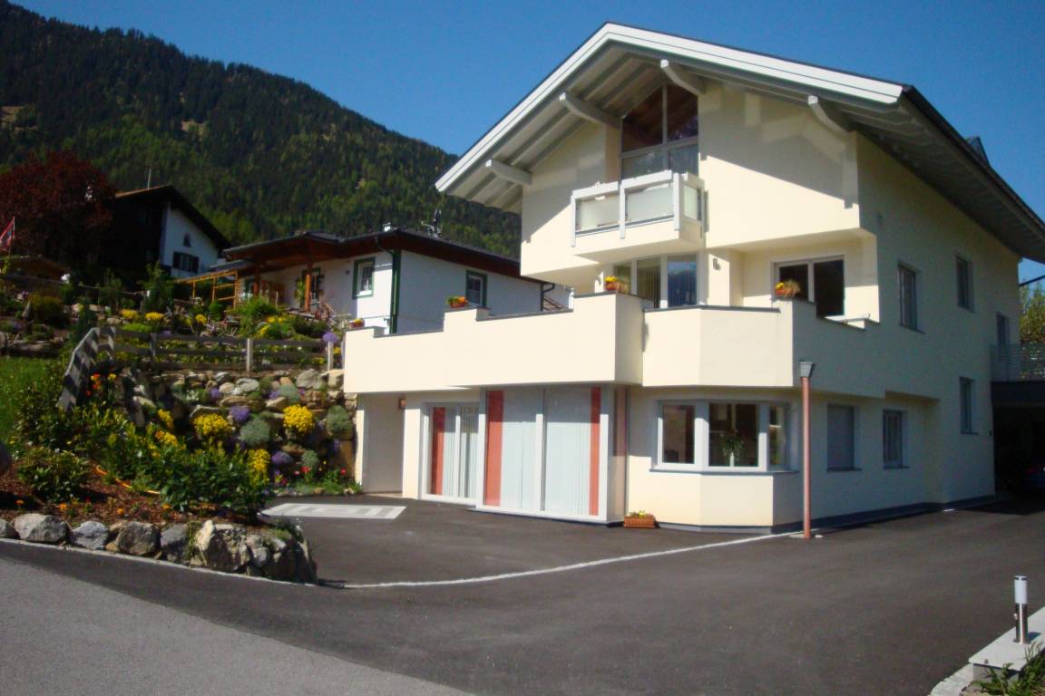 65 M² Ferienwohnung ∙ 2 Schlafzimmer ∙ 5 Gäste - Sautens