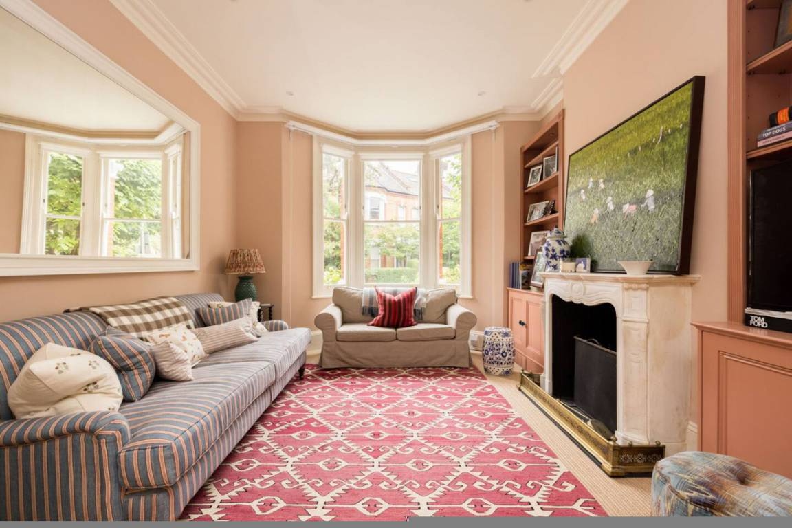 House ∙ 3 Bedrooms ∙ 6 Guests - London