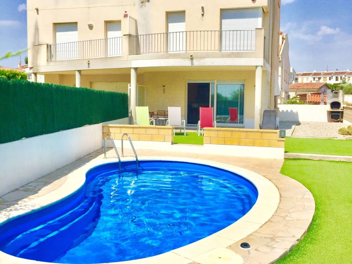 120 M² Maison De Vacances ∙ 4 Chambres ∙ 8 Personnes - L'Ampolla
