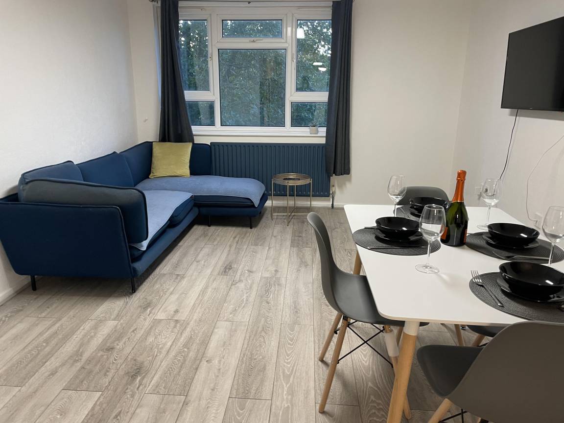 80 M² Appartement ∙ 2 Chambres ∙ 4 Personnes - Watford