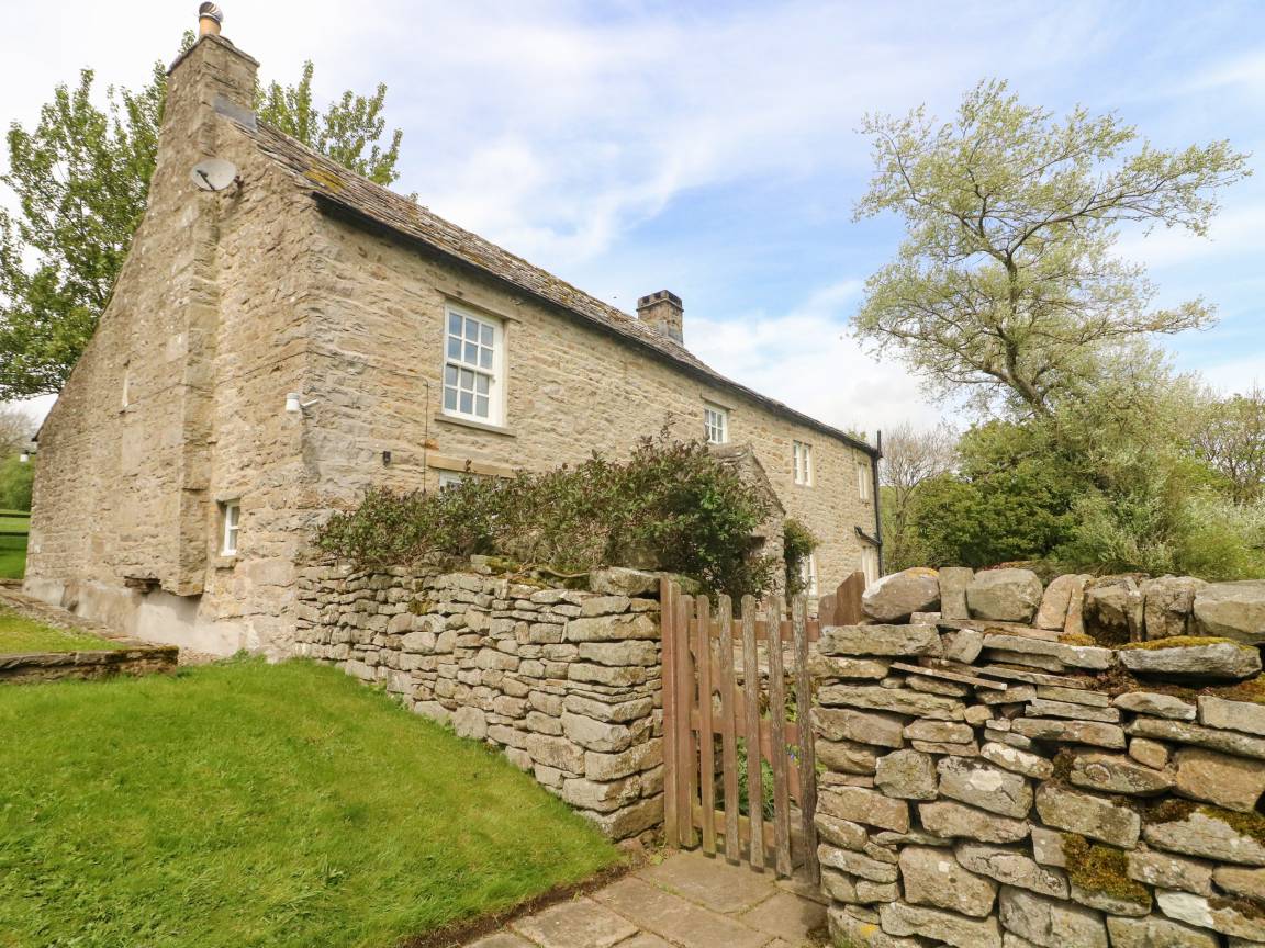 Cottage ∙ 4 Bedrooms ∙ 7 Guests - Askrigg