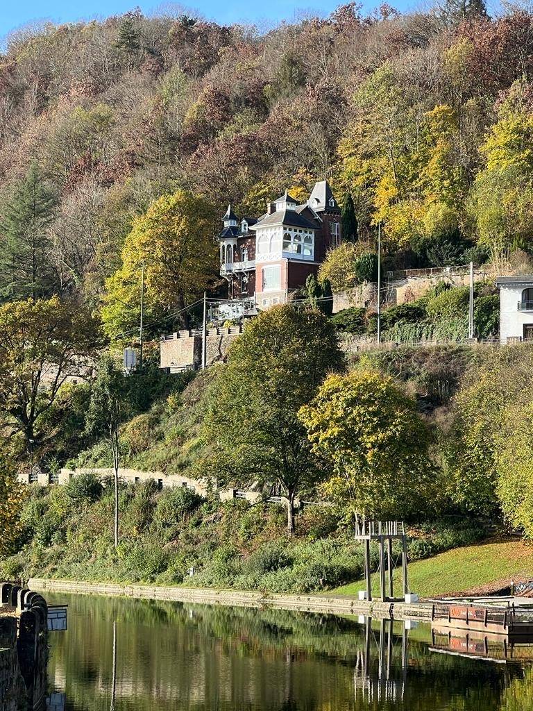 300 M² Castle ∙ 10 Bedrooms ∙ 19 Guests - Ardennen