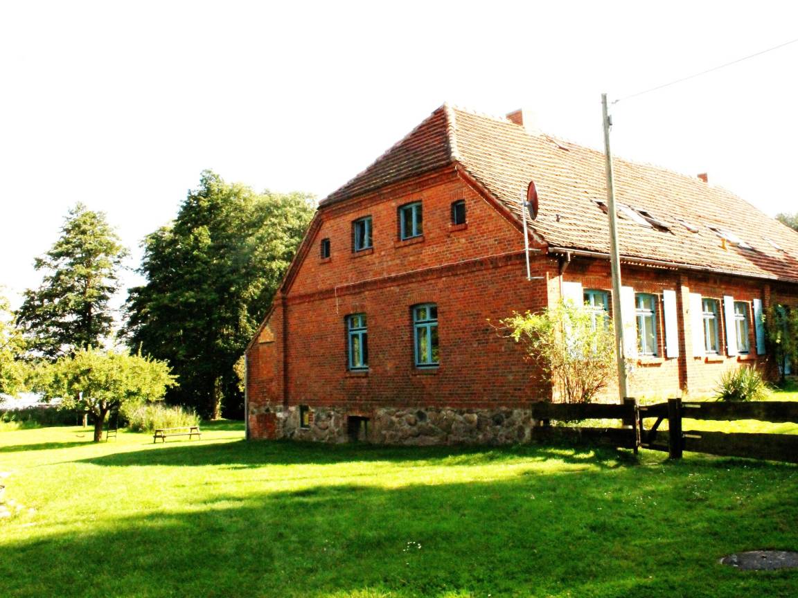 212 M² Ferienhaus ∙ 8 Schlafzimmer ∙ 32 Gäste - Sternberg