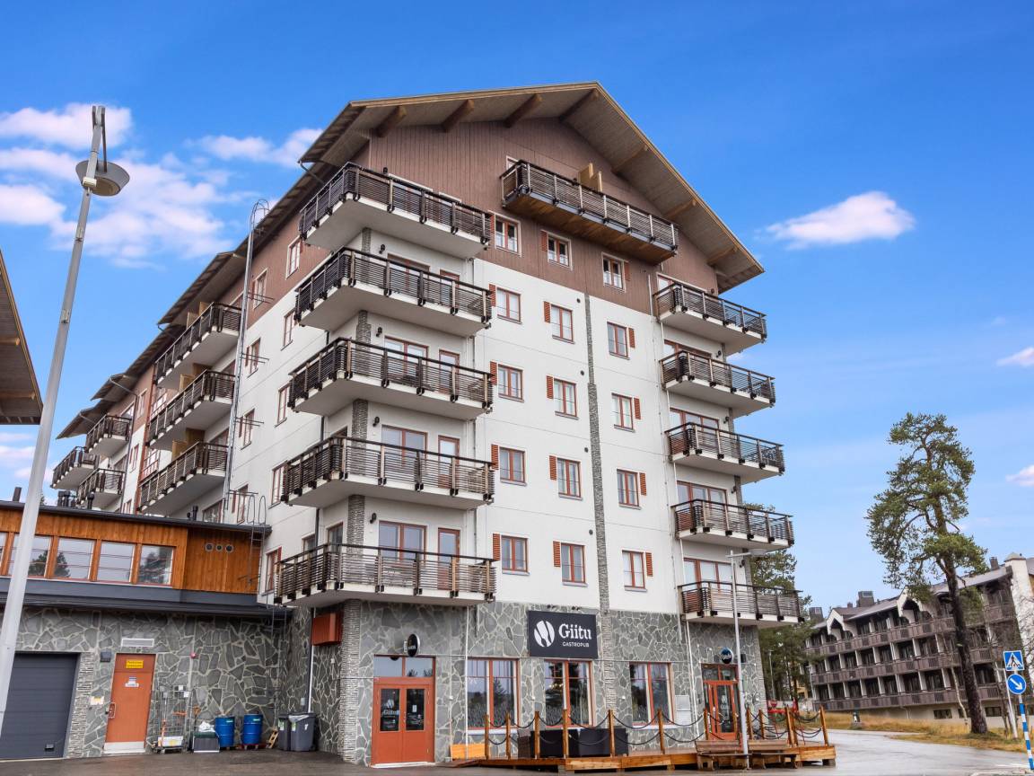 75 M² Huoneisto ∙ 2 Makuuhuonetta ∙ 7 Vierasta - Saariselkä