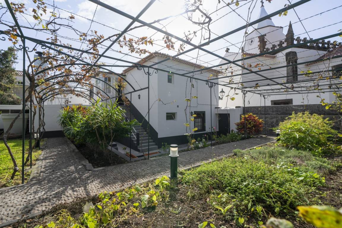 85 M² House ∙ 2 Bedrooms ∙ 4 Guests - Madeira